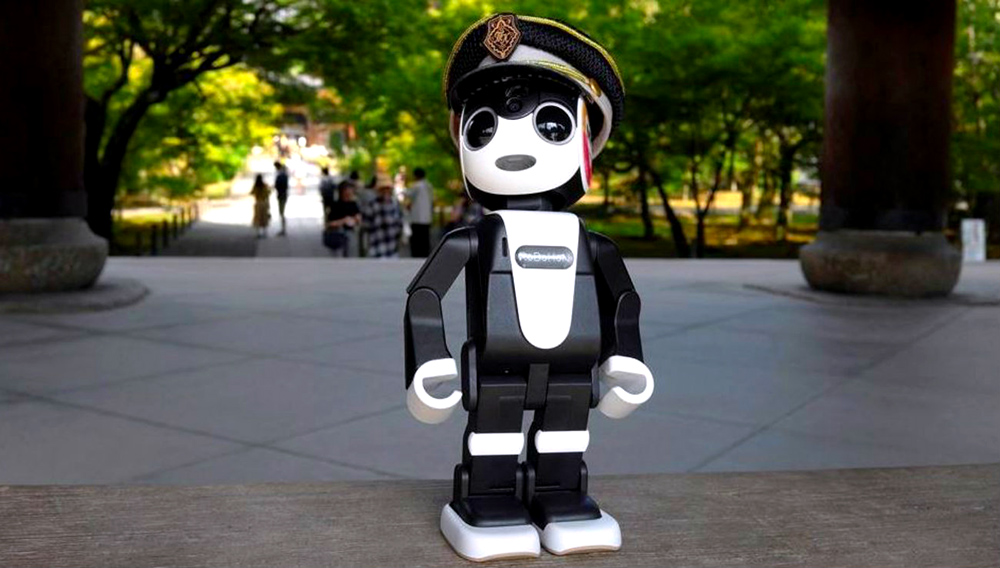 Mini-robot humanoide japonés Robohon ejercerá de guía turístico en Kioto